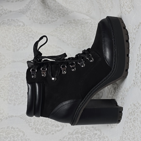 Jennifer Lopez | Shoes | Womens Black Jennifer Lopez Rigley Lace Up Zip ...